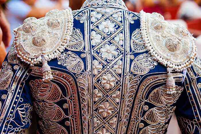 Lo que hay detrás del Traje de Torero - CaballoToro.com